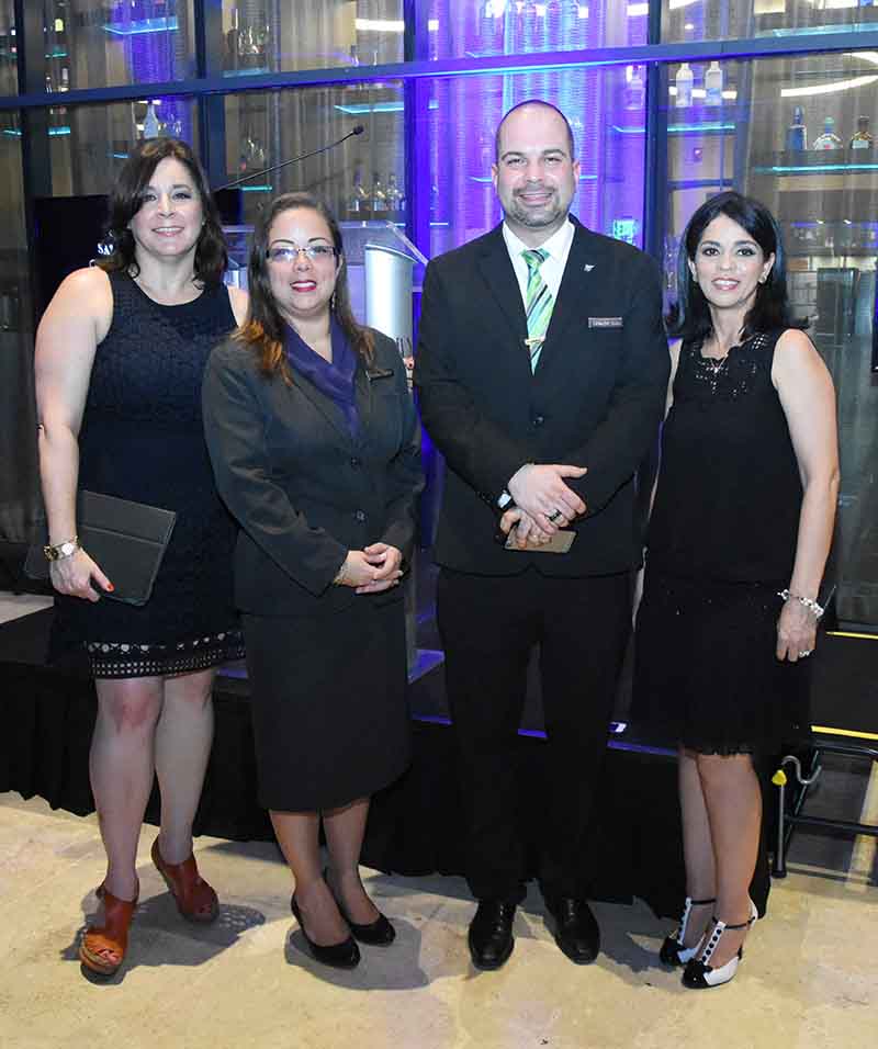 1-principal-claudia-bienen-estela-nunez-christopher-hamra-y-yanet-abreu ...