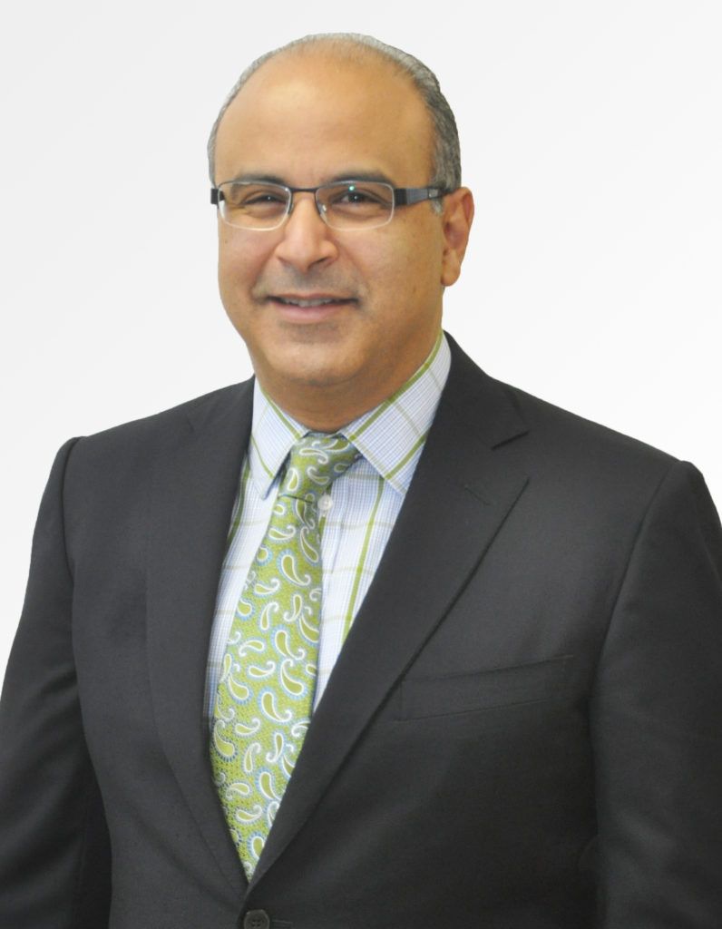 Héctor José Rizek: Representa con orgullo el legado cacaotero familiar