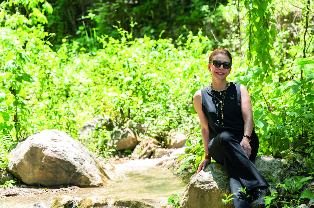 Melba Segura de Grullón: Un alma caritativa que lucha por la región sur