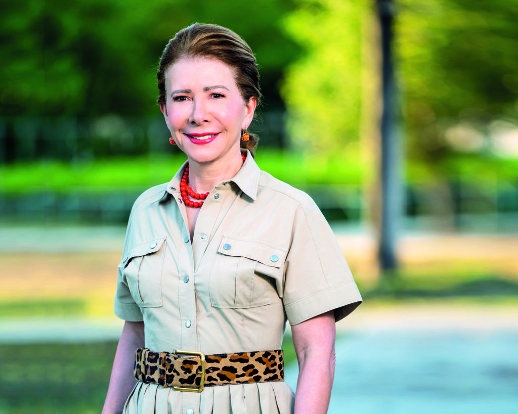 Melba Segura de Grullón: Un alma caritativa que lucha por la región sur