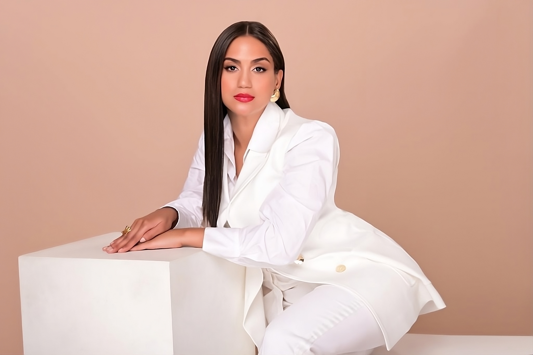 Dra. Primavera Quirot transforma vidas con cirugía plástica