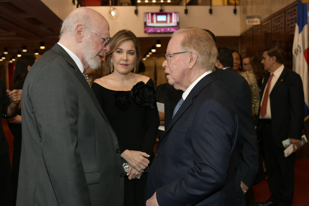 Fundación Corripio entrega Premio Nacional de Literatura